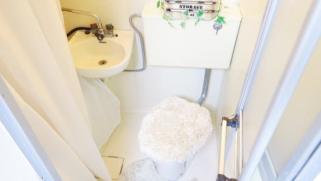 【津田沼駅5分】自然光たっぷり快適!完全個室!光Wi-Fi/モニター/テレワ・会議・セミナー・面接・商談・撮影・朝活に最適の写真12