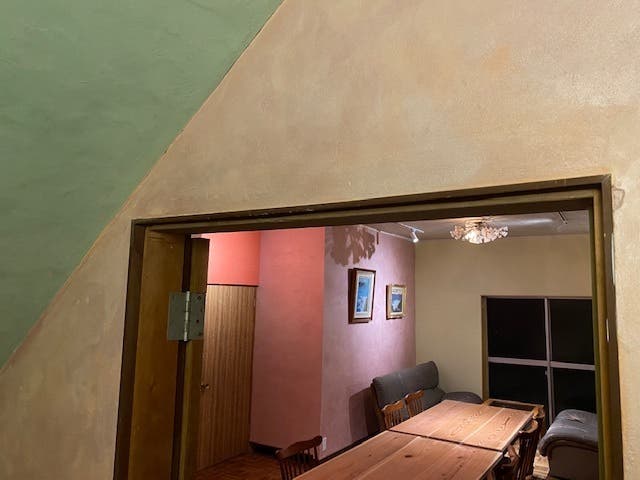 海から徒歩30秒にあり奇跡的に残された大正11年築の木造洋風の元郵便局をリノベーション。の写真9