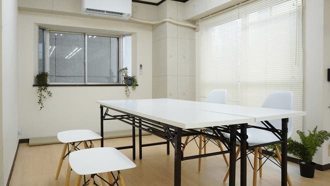 【JR西明石駅から5分✨】ヒールも使えるダンス・ウォーキングレッスン・会議・撮影ができるスタジオ【1時間から利用可】の写真4