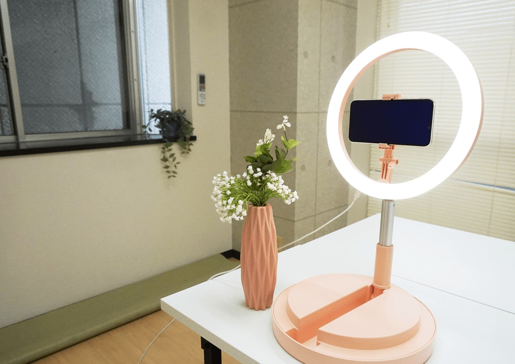 【JR西明石駅から5分✨】ヒールも使えるダンス・ウォーキングレッスン・会議・撮影ができるスタジオ【1時間から利用可】の写真5