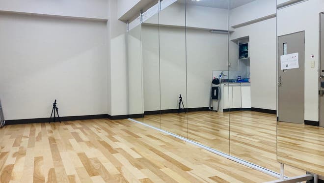 【池袋駅7分】【28㎡ 】ダンス、演劇/会議【特大鏡:幅 約6m】ネット光回線、レンタルスタジオSunny池袋1号店の写真6