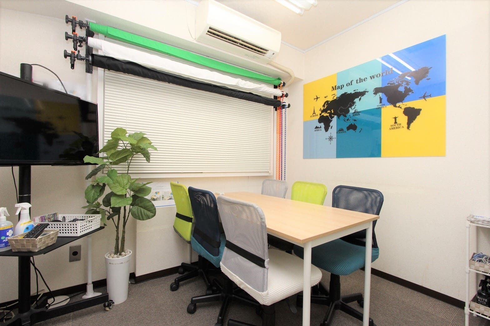 【新宿西口駅5分】個室★6名まで/光回線WiFi📱テレワーク💻会議📚ゲーム🎮/飲食OK🍽/ベンリールーム新宿1の写真16