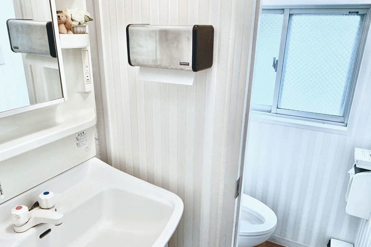 【貸し会議室ソレイユ新宿】　大久保駅徒歩１分！/24人収容可　wifi プロジェクター完備/大きな窓で換気も安心の写真11