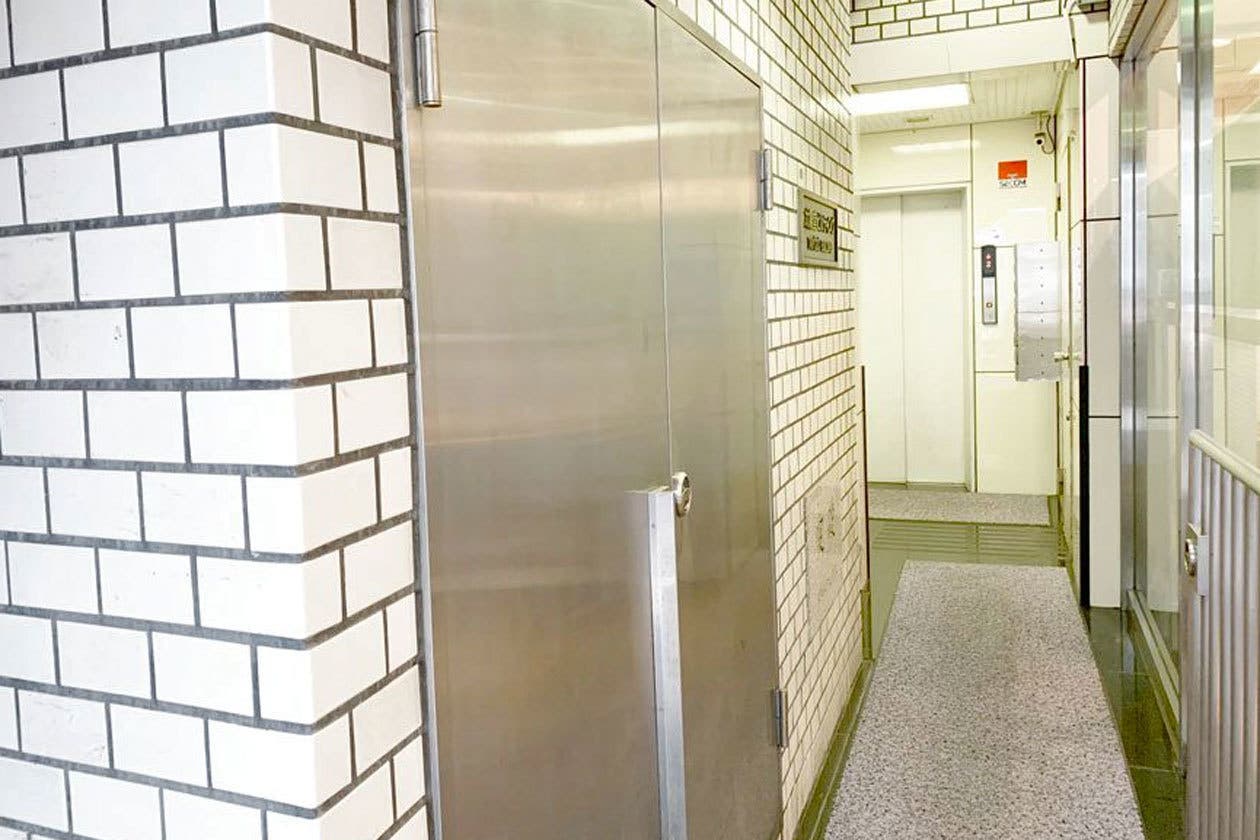 【貸し会議室ソレイユ新宿】　大久保駅徒歩１分！/24人収容可　wifi プロジェクター完備/大きな窓で換気も安心の写真14