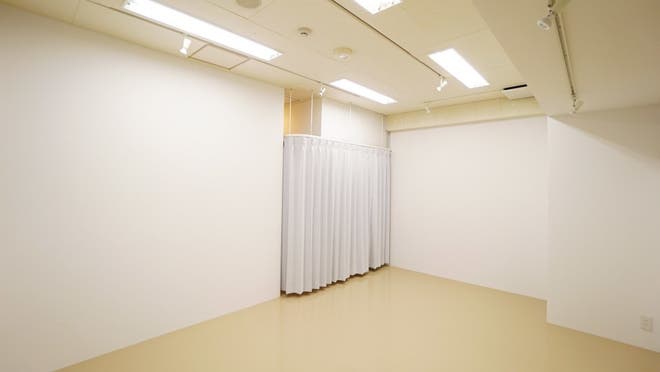 渋谷駅から徒歩3分!シンプルで綺麗なスペース!プライベートレッスンや定期的なセミナー、ミーティング、フィッティングなどに!の写真2