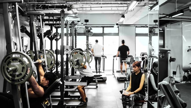 パーソナルトレーナー必見!20種類以上のマシンとフリーウェイト完備のレンタルジムの写真1