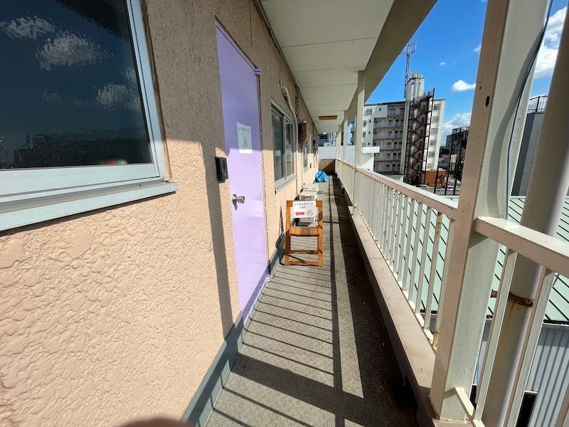 【千葉駅からモノレールですぐ】ダンス用鏡有💃Wi-Fi無料💻レンタルサロンにも♪オープンアームズレンタルスペースの写真15