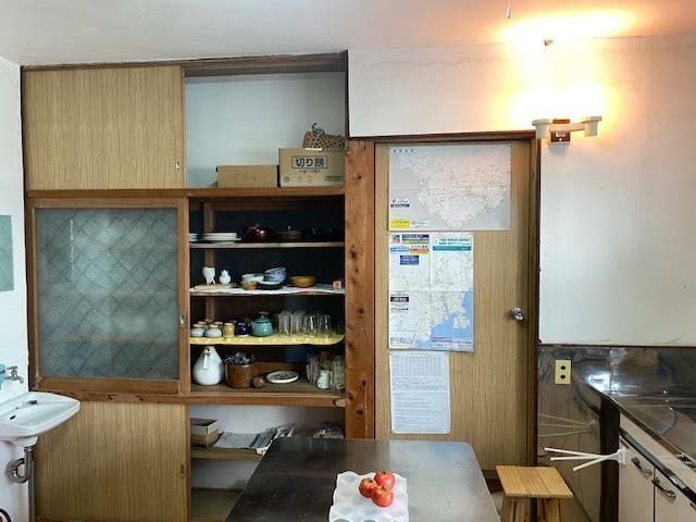 海から徒歩30秒にあり奇跡的に残された大正11年築の木造洋風の元郵便局をリノベーション。の写真15