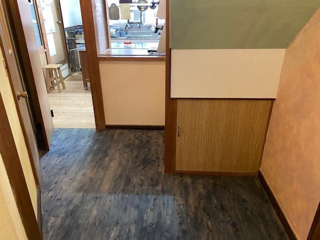 海から徒歩30秒にあり奇跡的に残された大正11年築の木造洋風の元郵便局をリノベーション。の写真18