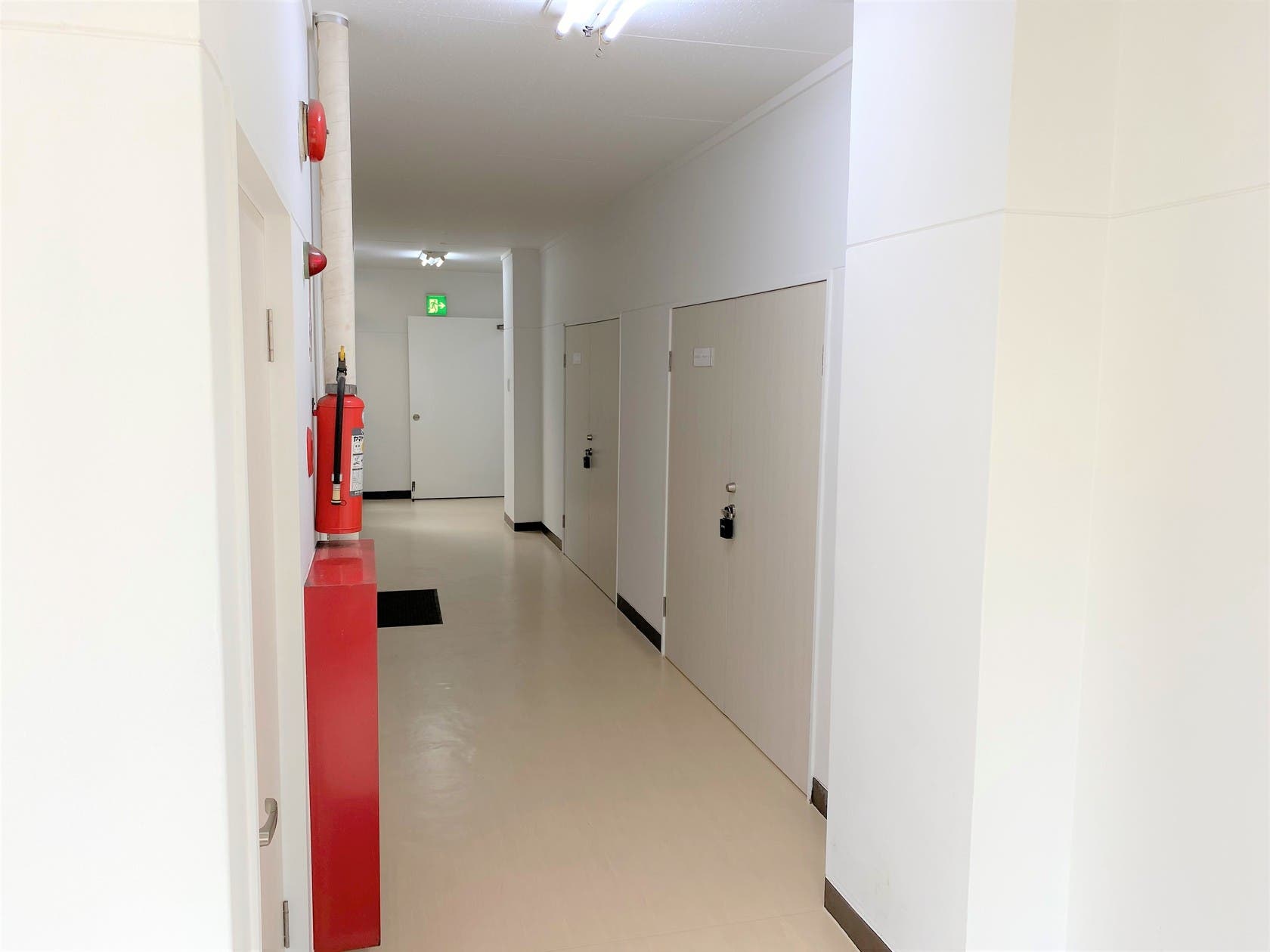 JR福山駅東口より徒歩８分！完全個室のため、ZOOM会議、リモートワーク、セミナー会場に最適！の写真6