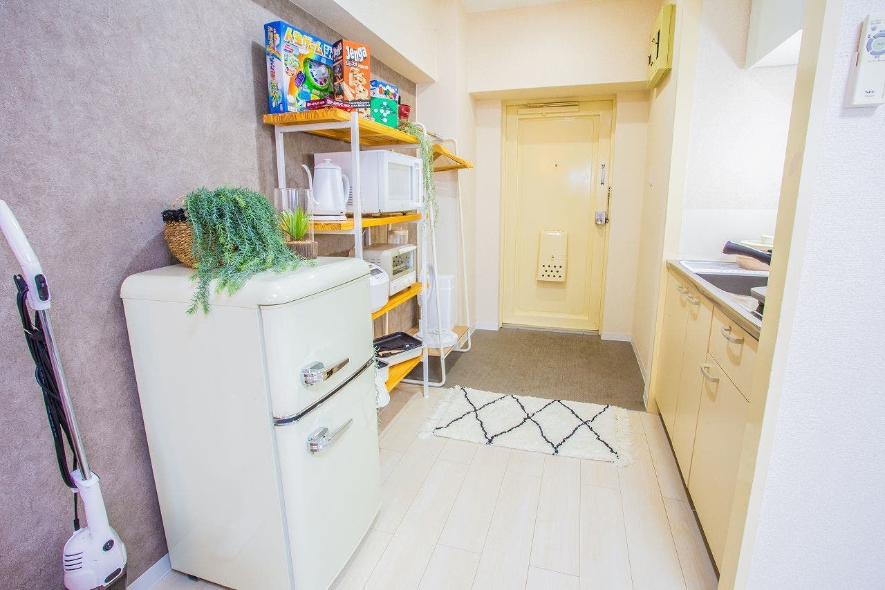 【東新宿駅2分！】【期間限定割引中】綺麗な室内！WiFi・テレビ・冷蔵庫・調理器具・食器完備！コモンズレンタルスペース 東新宿の写真6