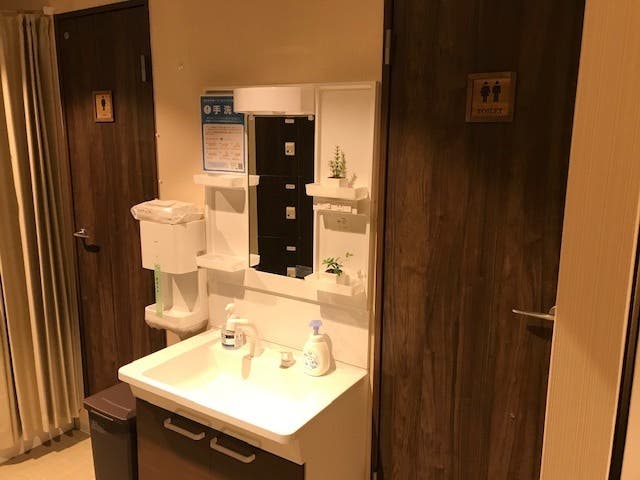 【志村三丁目駅徒歩4分】お洒落なゆったり空間が自慢のフィットネスクラブの写真7