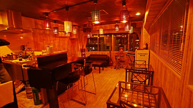 換気可!!【 中野駅 徒歩4分】自然光豊かな明るい木目調のバーカウンター付きスペース♪《即お返事いたします》の写真7