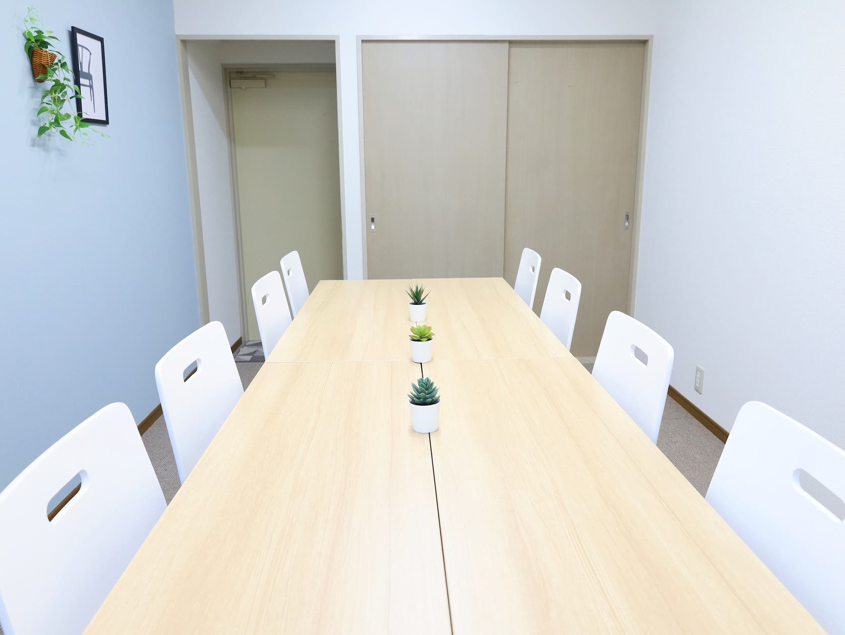 【川口駅東口3分】自然光の入る完全個室/12名/会議・施術・ヨガ・ボドゲ・カラー診断等様々な用途で【みらいスペース川口】の写真8