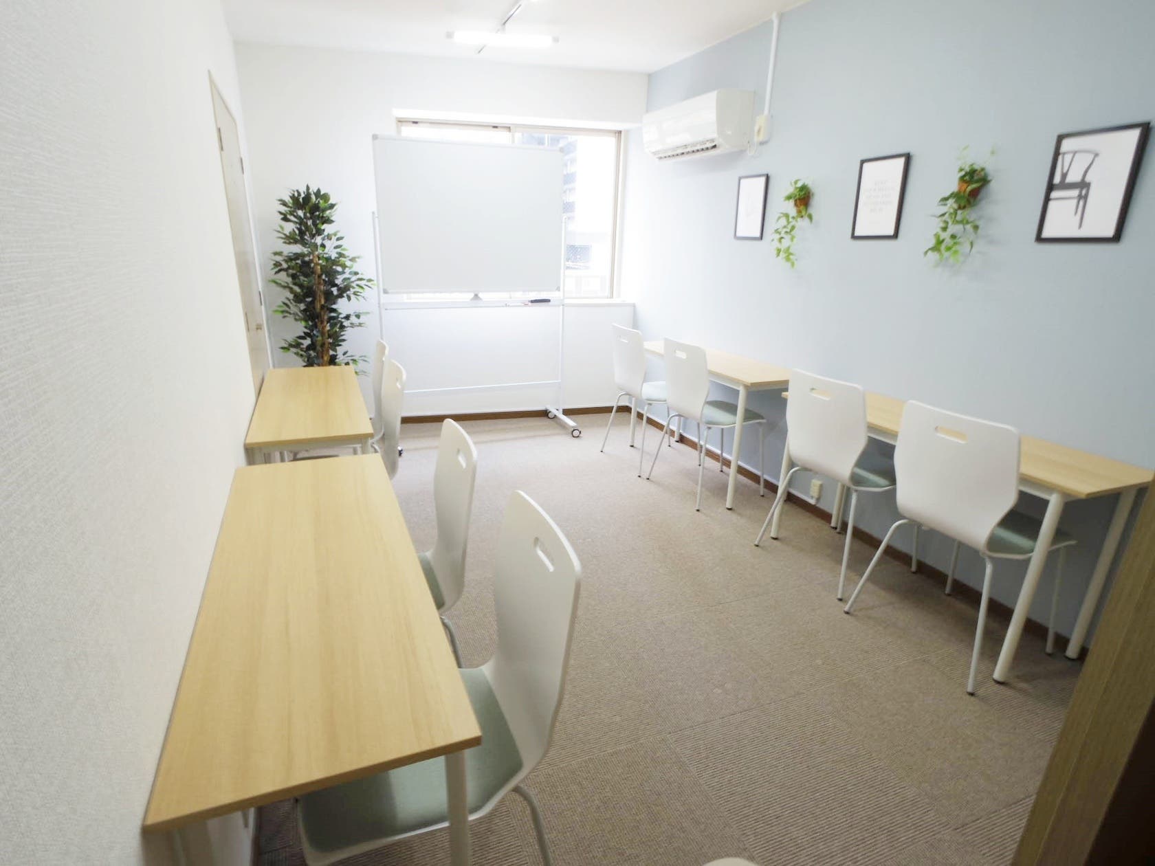 【川口駅東口3分】自然光の入る完全個室/12名/会議・施術・ヨガ・ボドゲ・カラー診断等様々な用途で【みらいスペース川口】の写真12