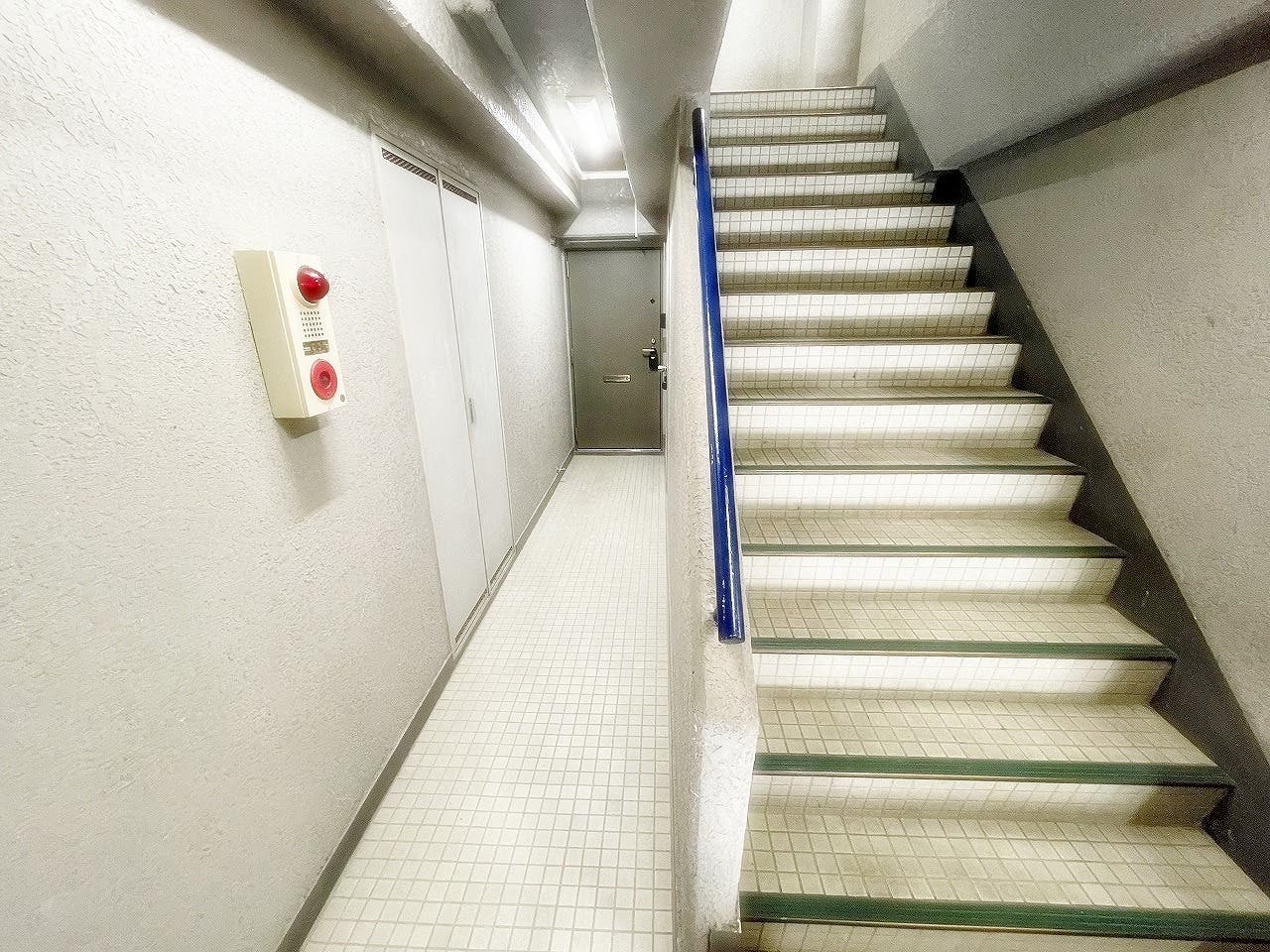 【広々45㎡】完全個室の全面鏡張｜ダンス練習ができる【24時間営業】神戸御影の当日予約可能のレンタルダンススタジオの写真16