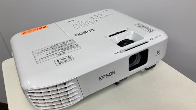 【東銀座駅1分・銀座駅5分】最大収容人数12名のおしゃれなカフェ風会議室✨プロジェクター完備✨研修・面接・商談・勉強会にの写真6