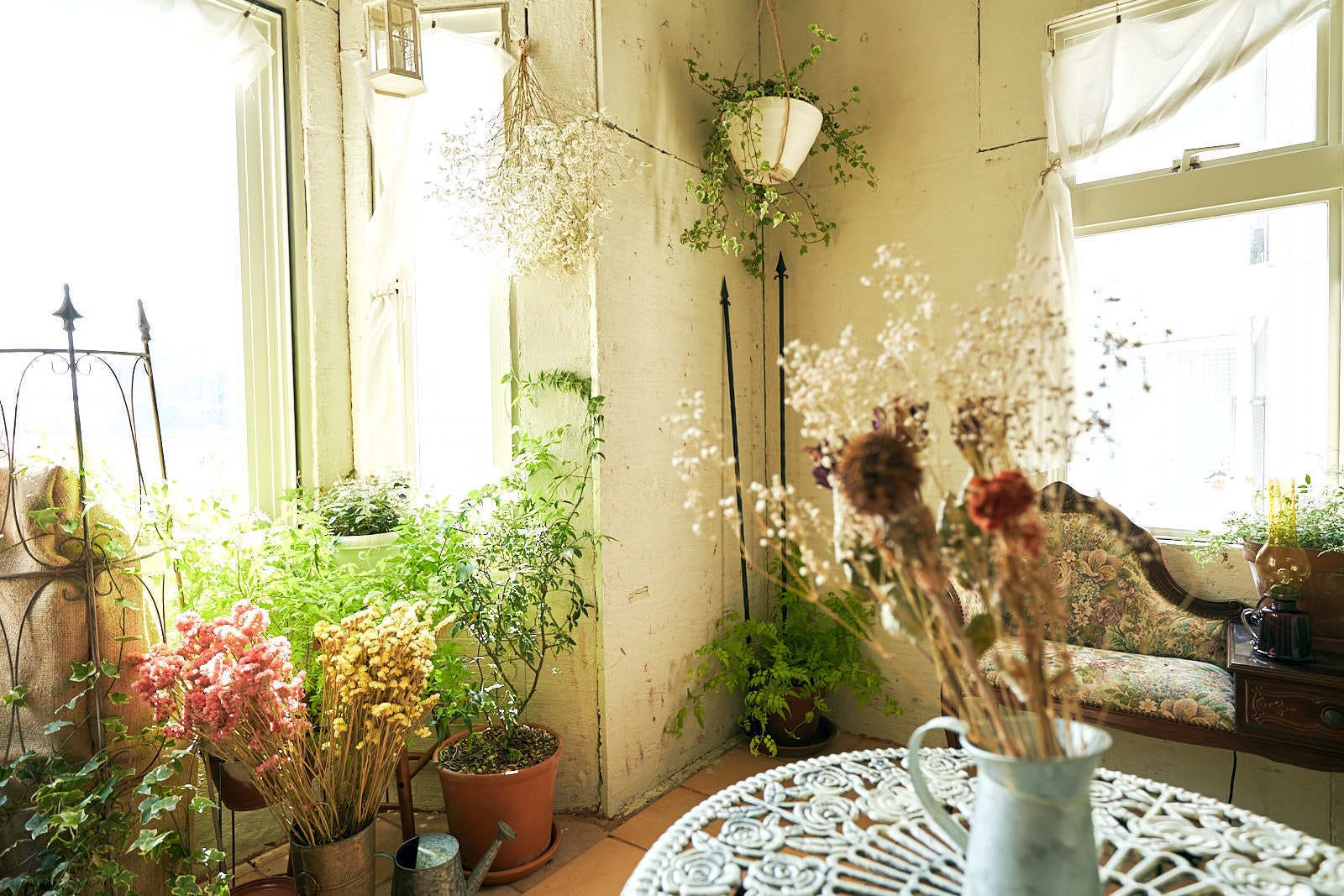 STUDIO67 Lumos 豊島園駅 徒歩5分 アンティーク家具に囲まれたシックで自然光の入るスタジオの写真14