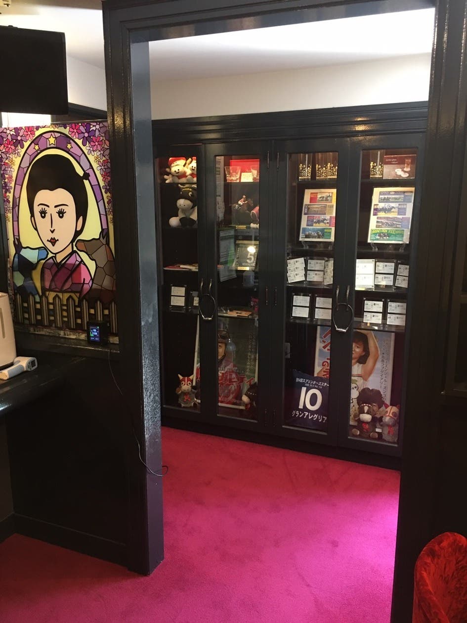 錦糸町にある競馬の聖地　パーティー・各種撮影に！スナックズンコ　グリーンチャンネルも店内で見れる！まるでウィンズの写真8