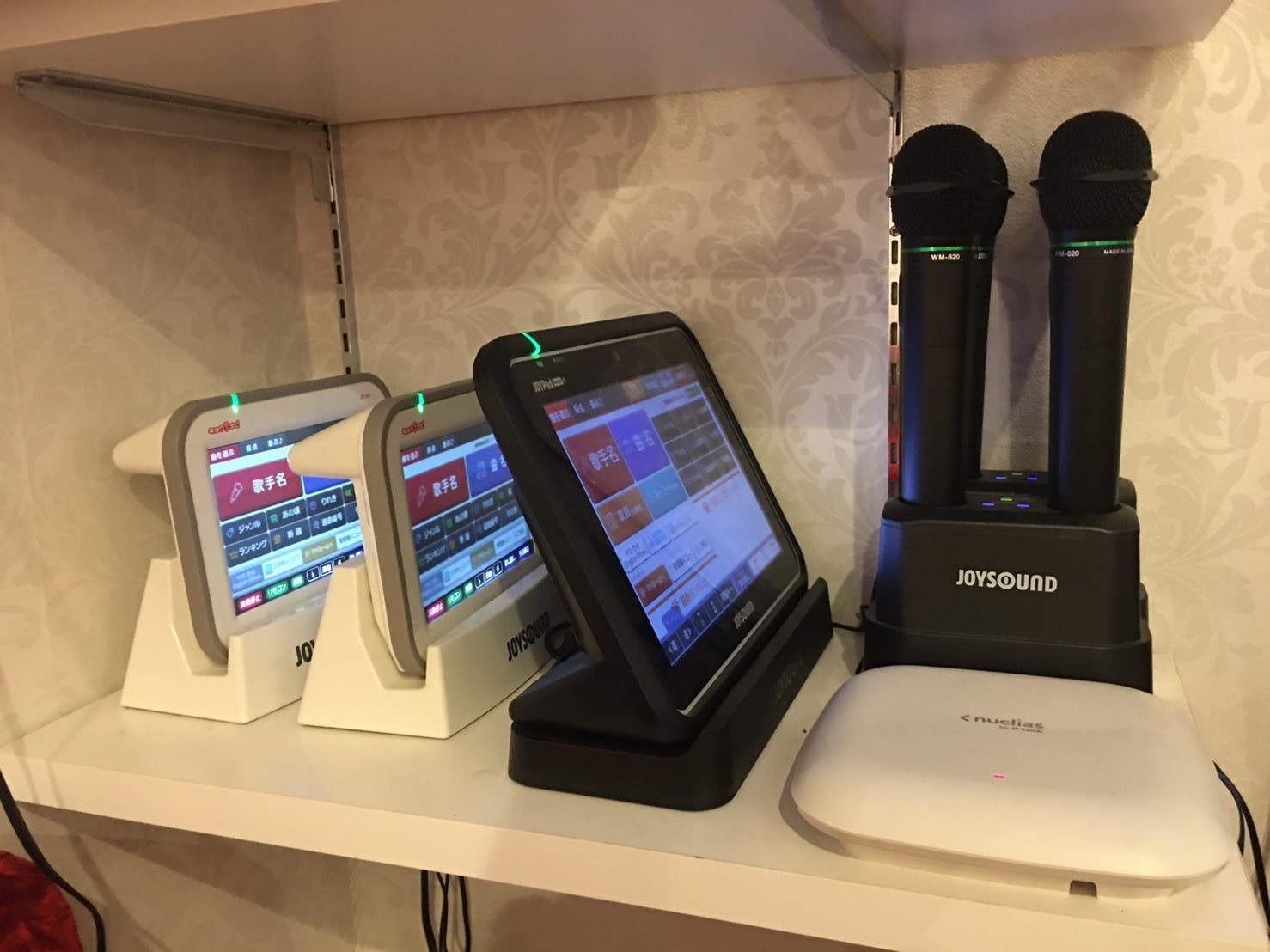 錦糸町にある競馬の聖地　パーティー・各種撮影に！スナックズンコ　グリーンチャンネルも店内で見れる！まるでウィンズの写真13