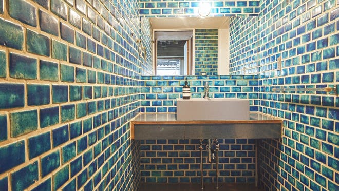 【明治神宮前〈原宿〉、明治通り沿い】NEW OPEN!名作ヴィンテージマンション ビラビアンカの自然光キッチンスタジオの写真17