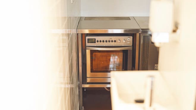 【明治神宮前〈原宿〉、明治通り沿い】NEW OPEN!名作ヴィンテージマンション ビラビアンカの自然光キッチンスタジオの写真14