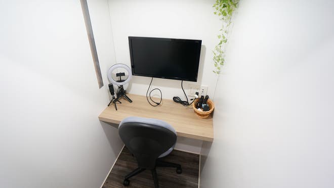 <個室型ワークブース鶴見No.2>京急鶴見駅徒歩2分🚃完全個室⭐️24H⏰Wi-Fi📶モニター🖥️テレワーク/ZOOM/自習の写真5