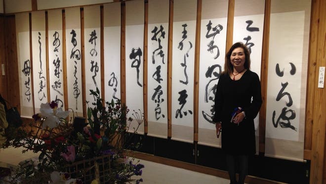 【展示プランB】-入口側半面- 絵画、書、写真、彫刻、工芸などの展示に使えるギャラリースペースの写真2