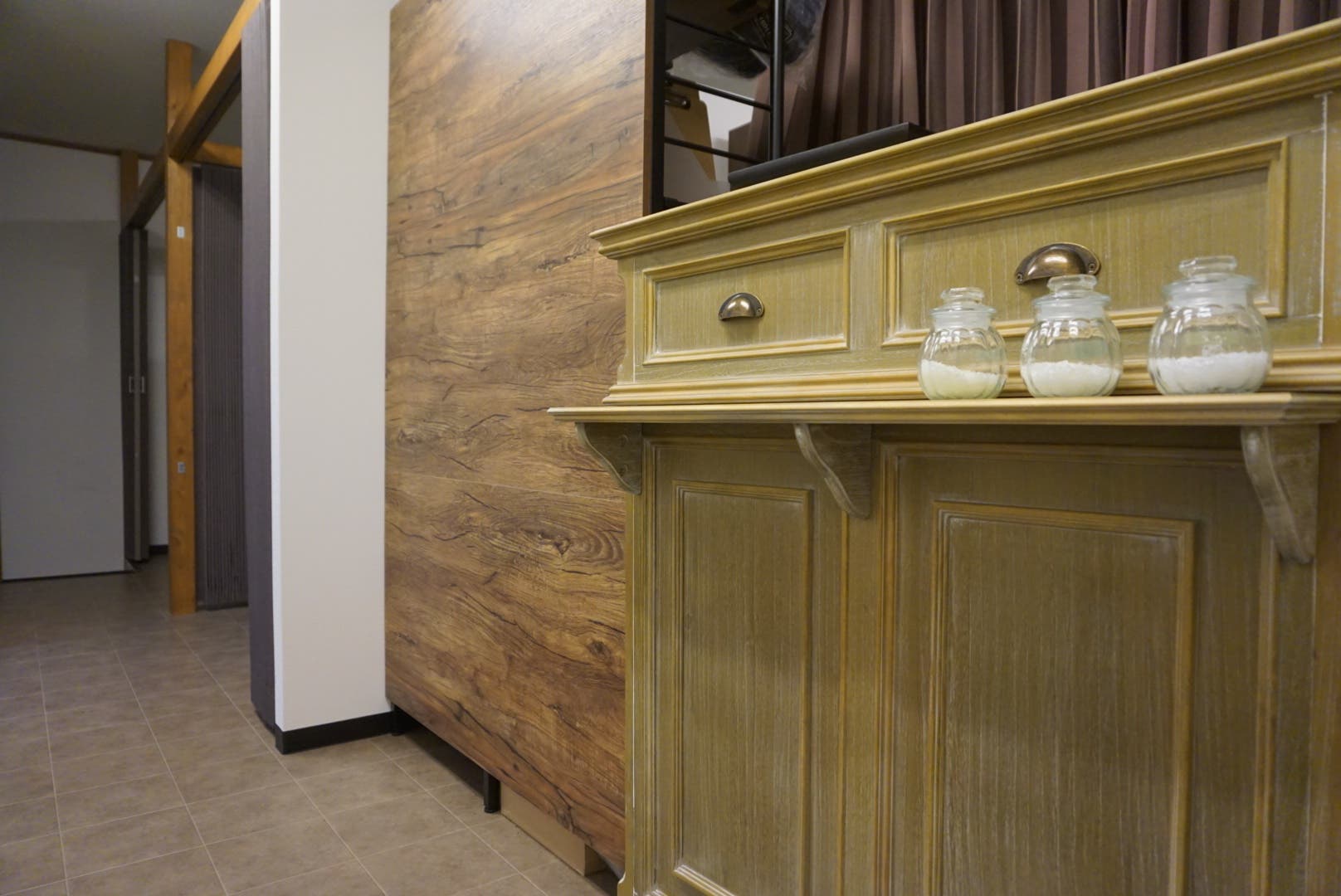 昇降可のマッサージ用ベッド２台完備のレンタルサロン！マッサージ、リラクゼーション、エステ等用途に！の写真4