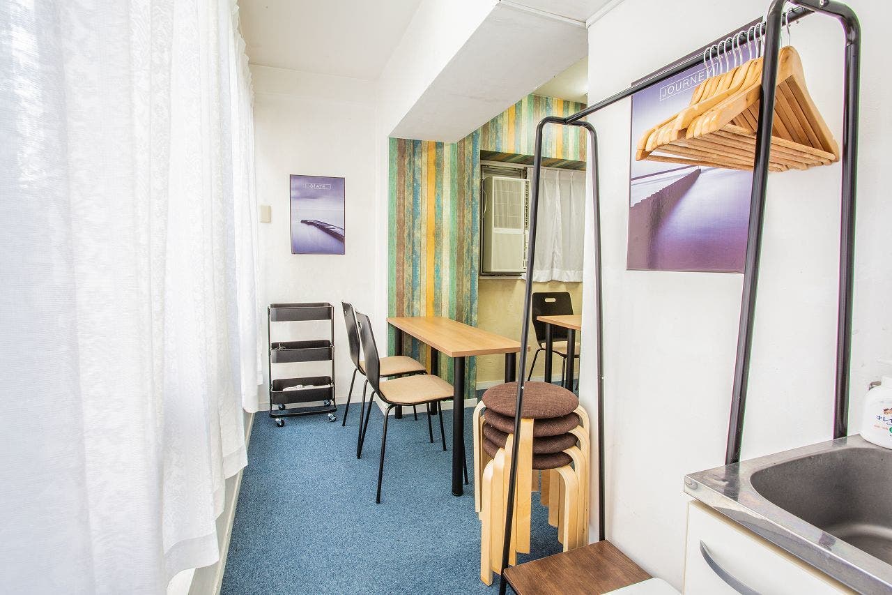 【飯田橋駅3分！10名利用可】綺麗な室内！WiFi・プロジェクター・ホワイトボード全て無料！土足可！ふれあい貸し会議室 飯田橋Aの写真11