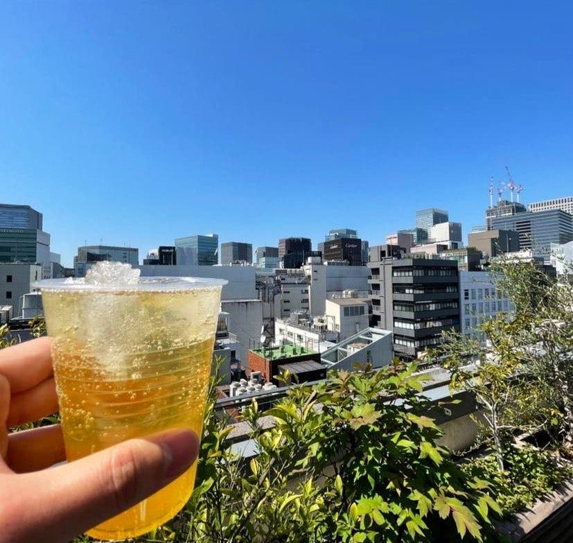 【銀座で贅沢】紙パルプ会館屋上ビーガーデン＜BBQ/飲み会/女子会＞駅徒歩3分の写真1