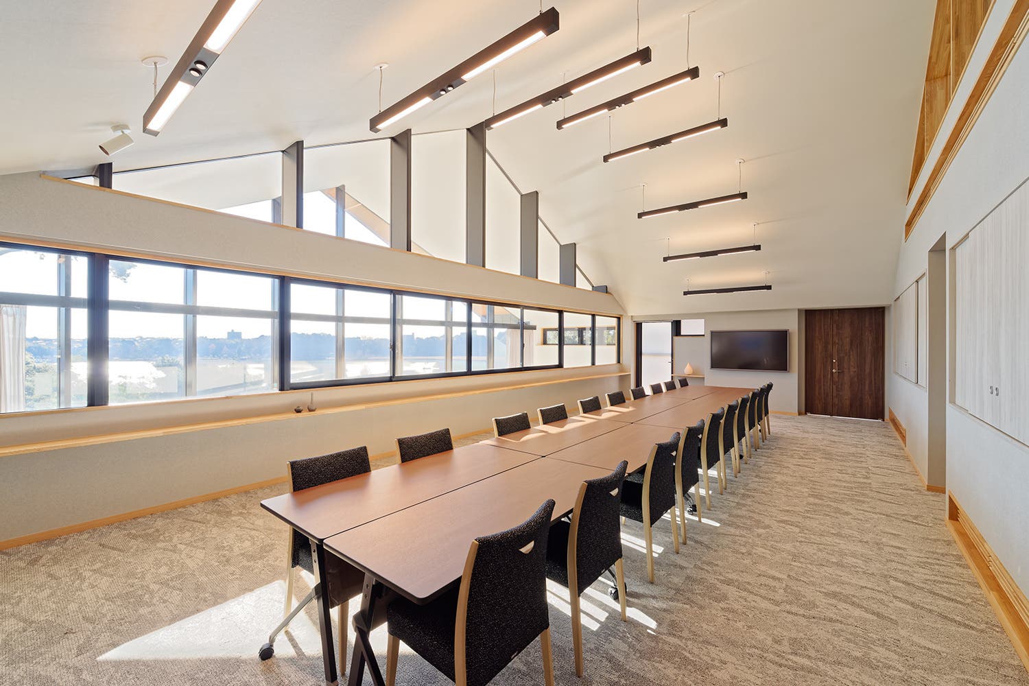 千波湖が見渡せる2階会議室の写真1