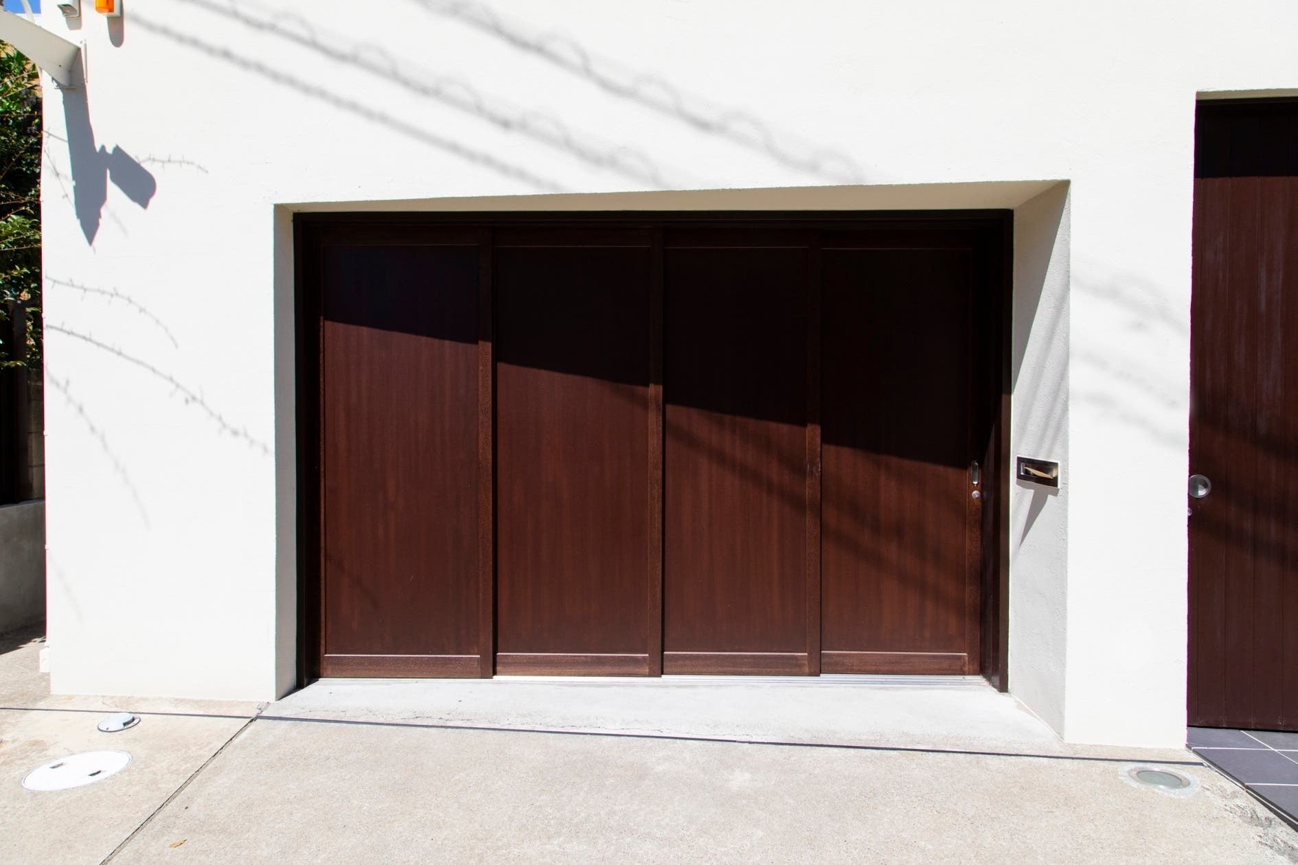 自然光あふれる☀️撮影スペースとして最適🌟 パーティーや会議利用でもどうぞ🌳の写真17