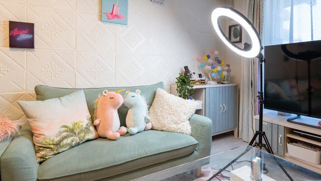 ✨推し活に最適✨100インチプロジェクター🌟横浜駅9分✨🎮動画視聴可✨ゴミ捨可の写真12