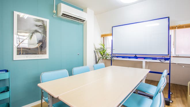 《401》なんば駅31番出口40秒/最大10名/15㎡/設備無料/光高速Wifi/リングライト/テレワークの写真1