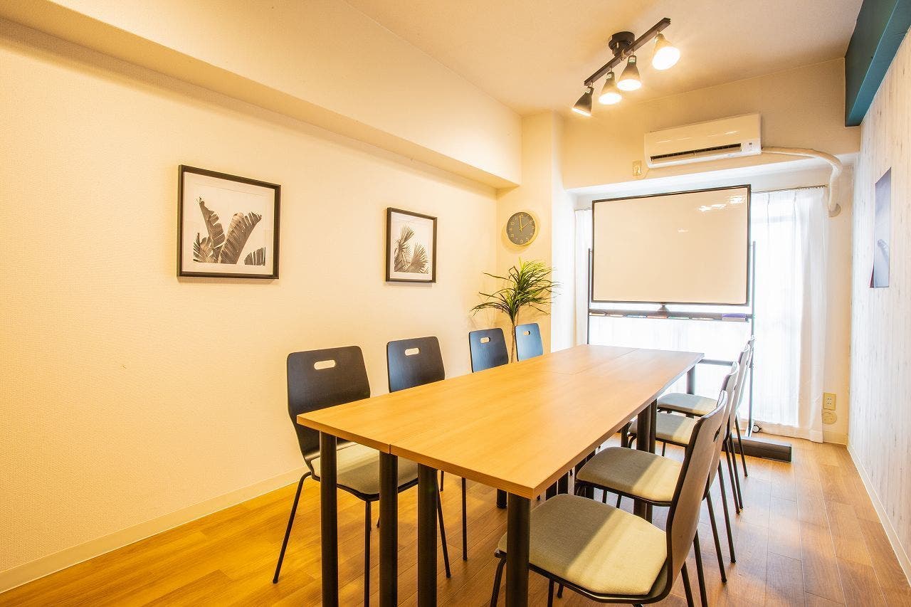 【肥後橋駅3分！12名利用可！】綺麗な室内！WiFi・プロジェクター・ホワイトボード全て無料！ふれあい貸し会議室 肥後橋Aの写真2
