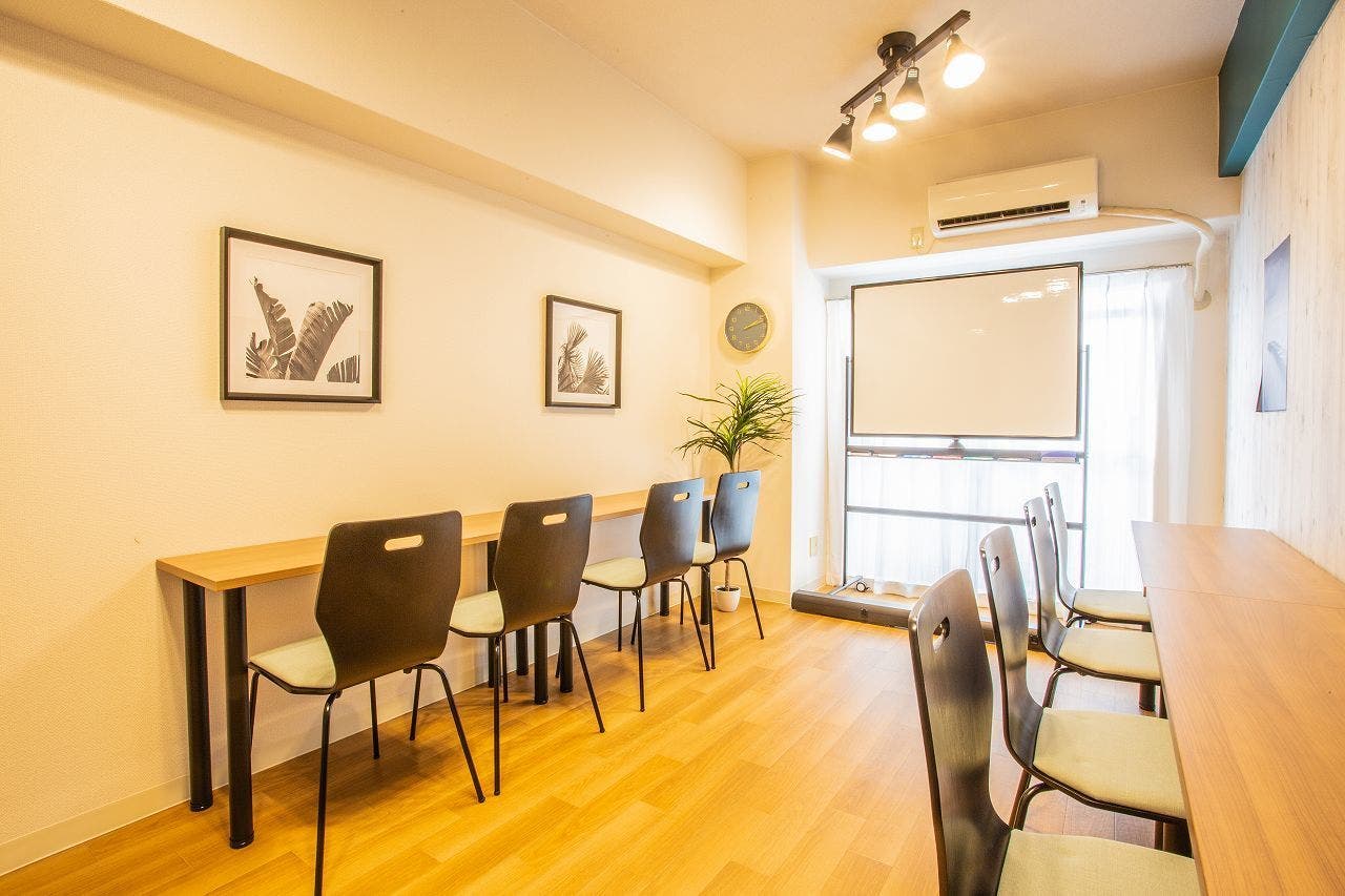 【肥後橋駅3分！12名利用可！】綺麗な室内！WiFi・プロジェクター・ホワイトボード全て無料！ふれあい貸し会議室 肥後橋Aの写真9