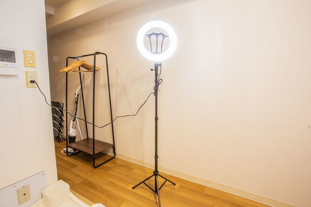 【肥後橋駅3分！12名利用可！】綺麗な室内！WiFi・プロジェクター・ホワイトボード全て無料！ふれあい貸し会議室 肥後橋Aの写真14