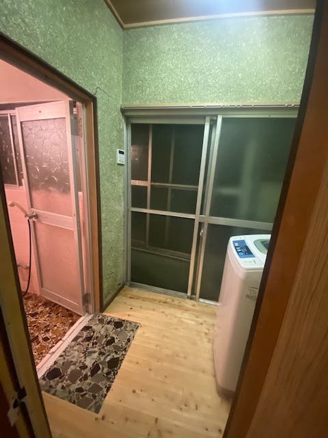 海から徒歩30秒にあり奇跡的に残された大正11年築の木造洋風の元郵便局をリノベーション。の写真20