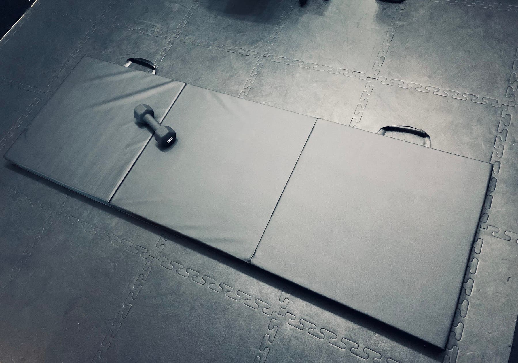 【駅近  梅田駅/中崎町】【いつでも 1h 958円で使いやすい☆】小型ワークアウトスペース！個人・合同トレの写真8