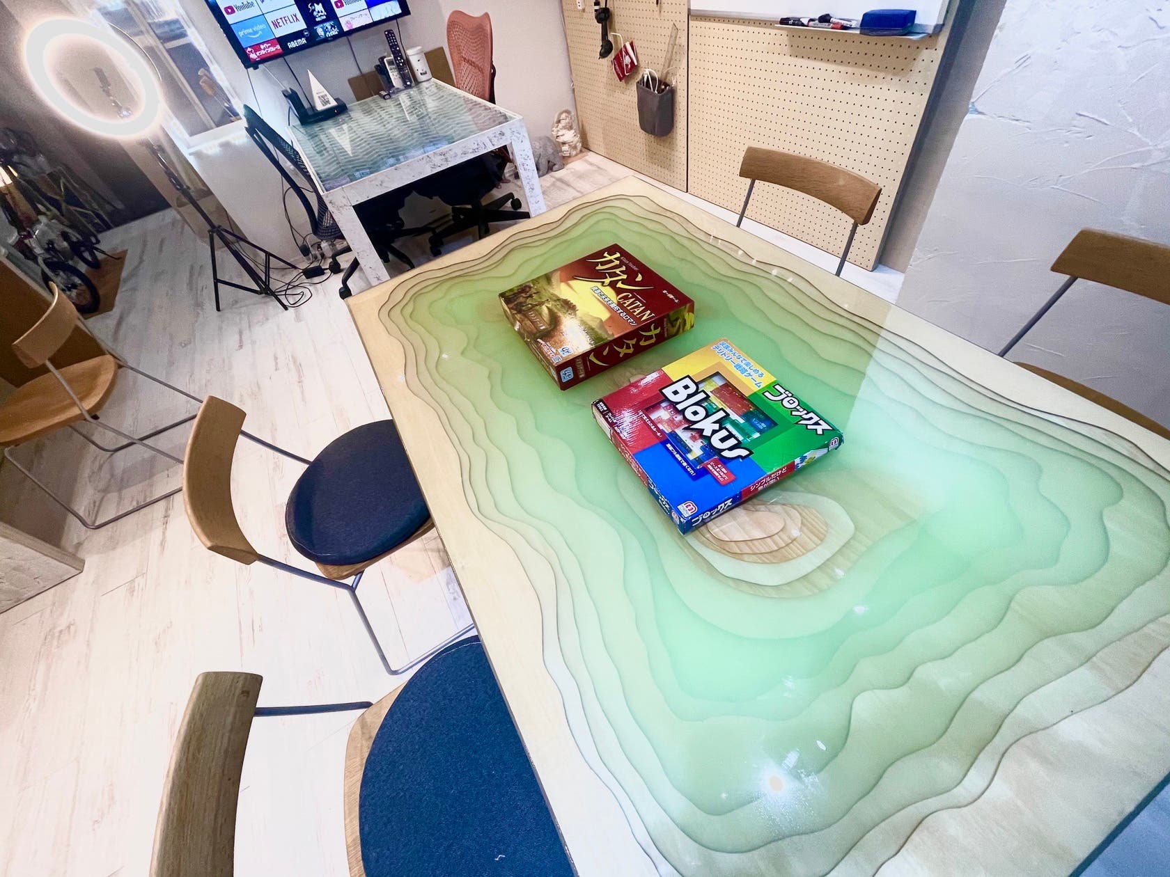 新宿/大久保🌸55インチ大型テレビ/忘年会/配信/作業/カードゲーム/ミシン　ゴミ回収可【プラスペ 東新宿】の写真14