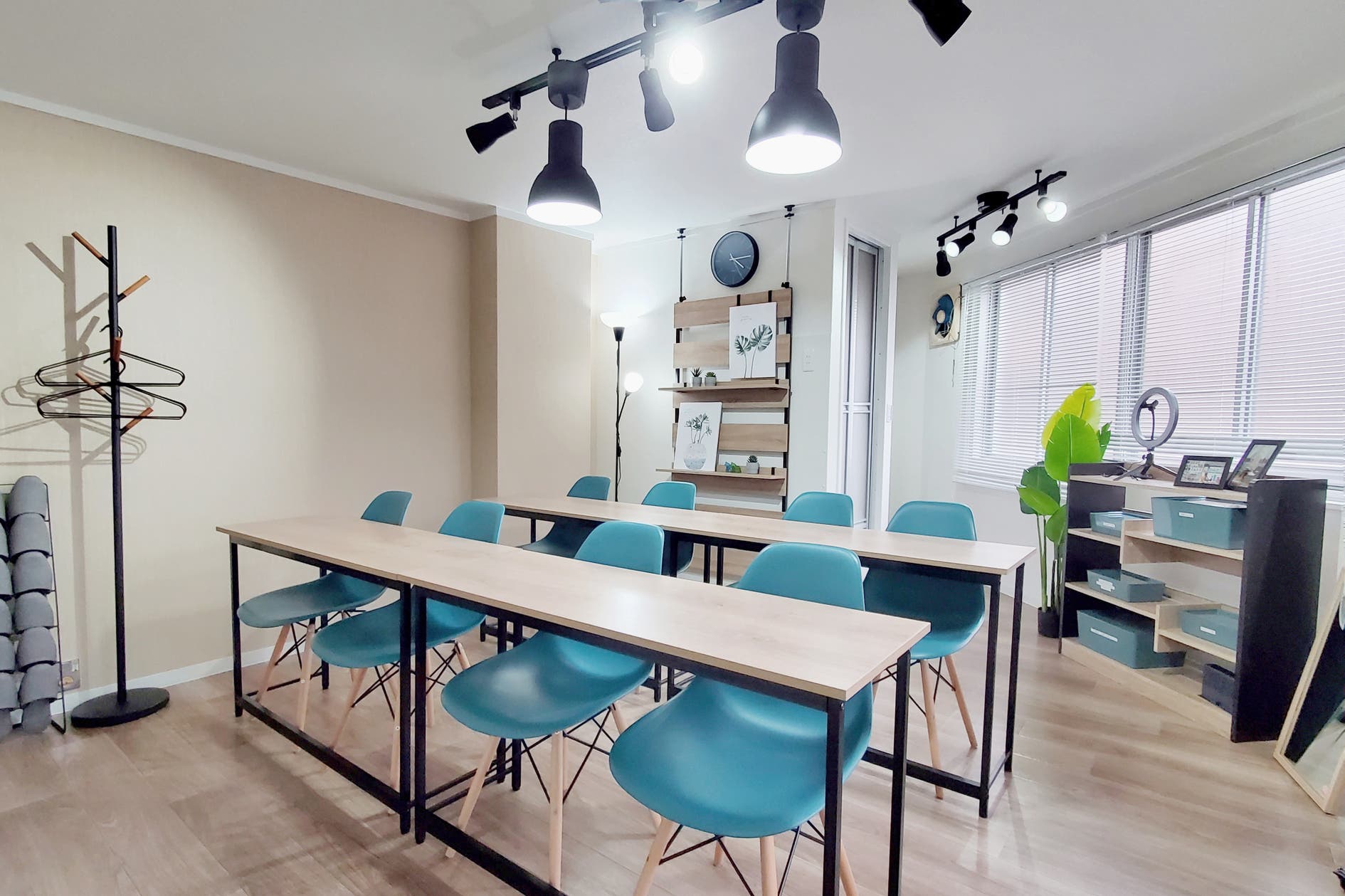 【マイスぺ２４神戸スペース】★NEW 貸会議室10名可★JR神戸駅3分★高速WiFi・40型TVの写真7