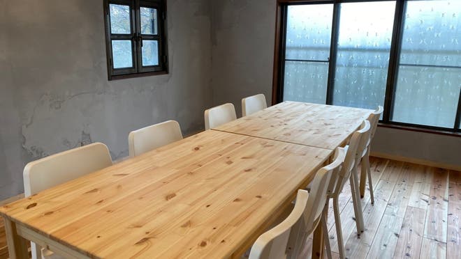 足立区伊興寺町の一角にある丸い西洋窓がおしゃれな一軒家の写真5