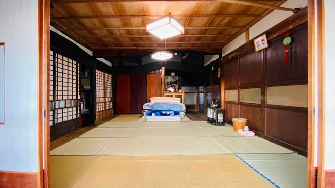 江戸時代から残る茅葺古民家でゆったりまったり。モノを大切にできる方に。の写真3