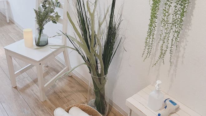 【横浜東口】AサロンAgréable 無料高速Wi-Fi!施術やレッスン、配信や撮影にも対応した完全個室スタイリッシュサロンの写真7