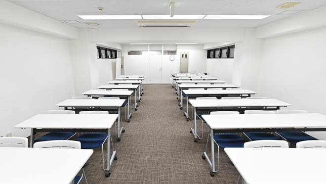 【五反田】シンプルで使いやすいフレキシブル貸し会議室(40名)の写真3
