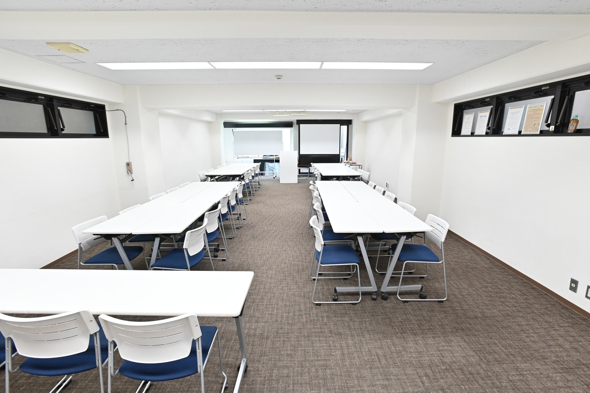 【五反田】シンプルで使いやすいフレキシブル貸し会議室(40名)の写真5