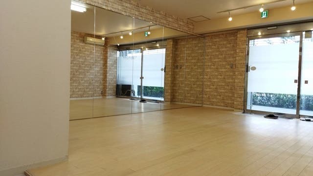 西巣鴨駅3分のダンススタジオ。高級ヨガマットも常備!の写真7