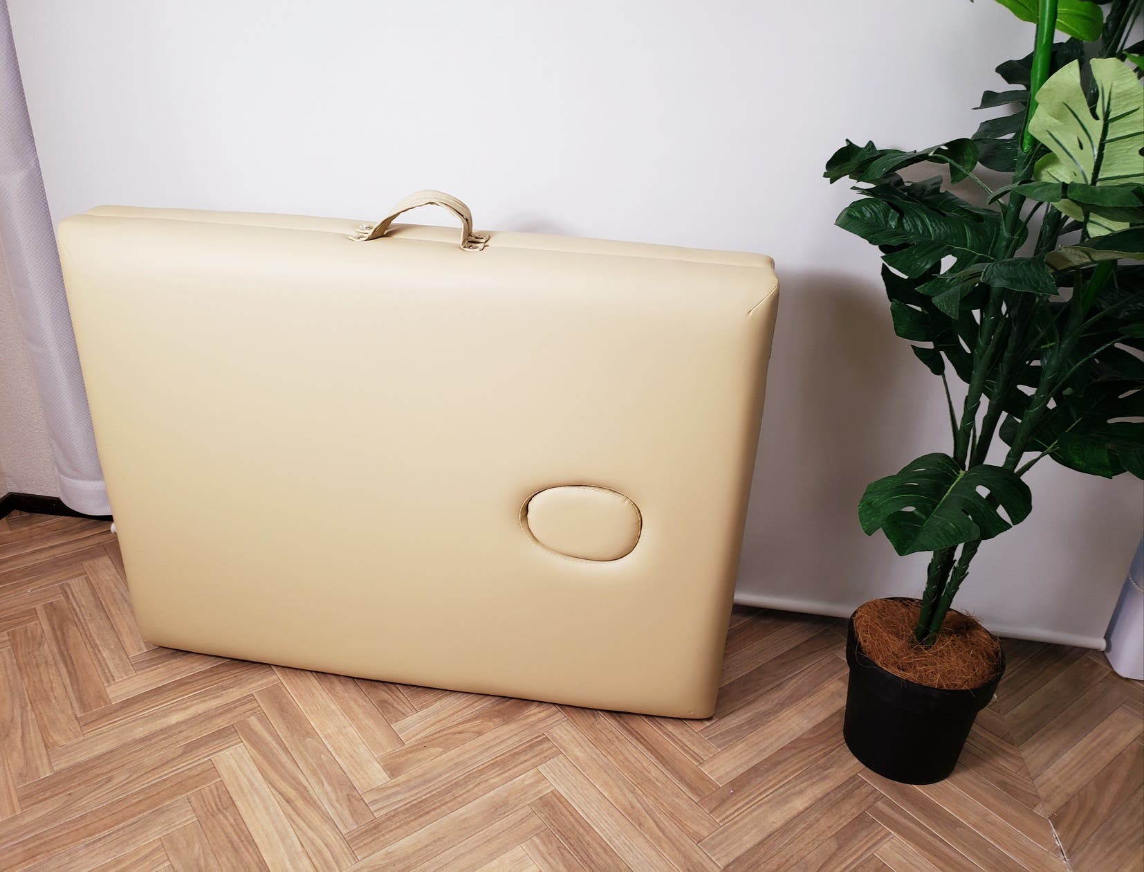 博多駅すぐ✨施術｜マッサージ講習や撮影にも📷 完全個室の貸し会議室👨‍💼16名収容可の写真10