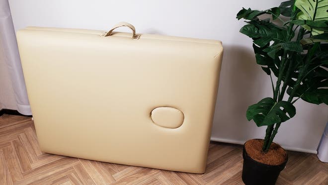 博多駅すぐ✨施術|マッサージ講習や撮影にも📷 完全個室の貸し会議室👨💼16名収容可の写真10